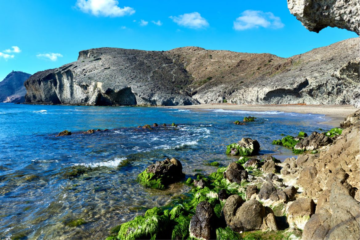 La Playa de Mónsul: Rincón de Película en Cabo de Gata