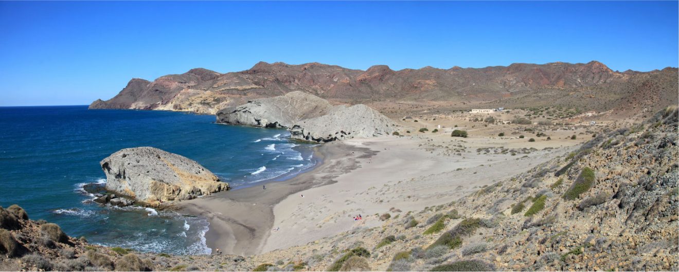 La Playa de Mónsul: Rincón de Película en Cabo de Gata